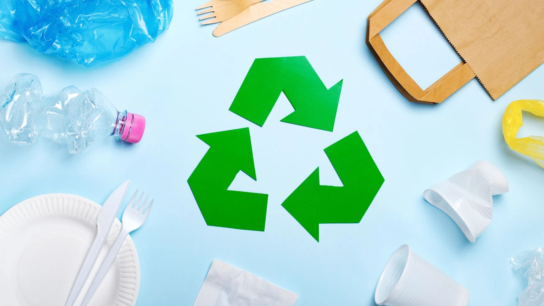 What are mono-materials and their role in packaging